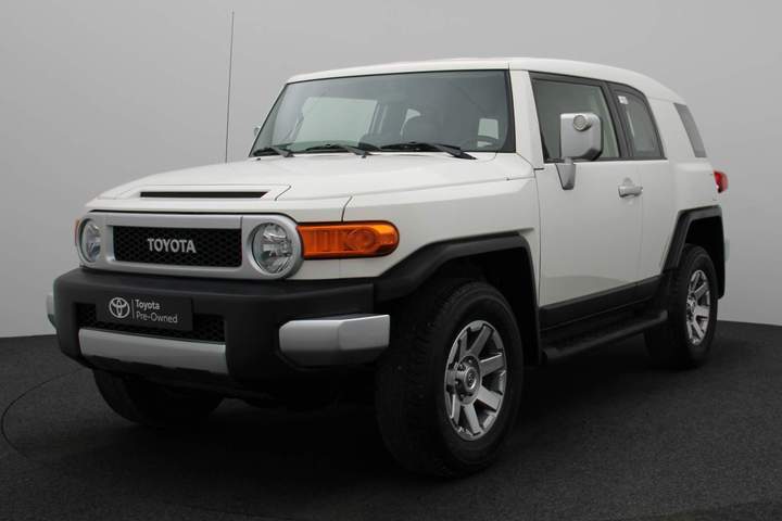 Toyota FJ Cruiser 2023 Price in UAE, Specs and Reviews for Dubai, Abu ...