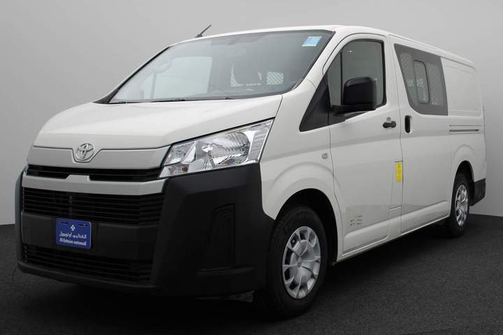 Toyota Hiace 2022 Price in UAE, Specs and Reviews for Dubai, Abu Dhabi ...